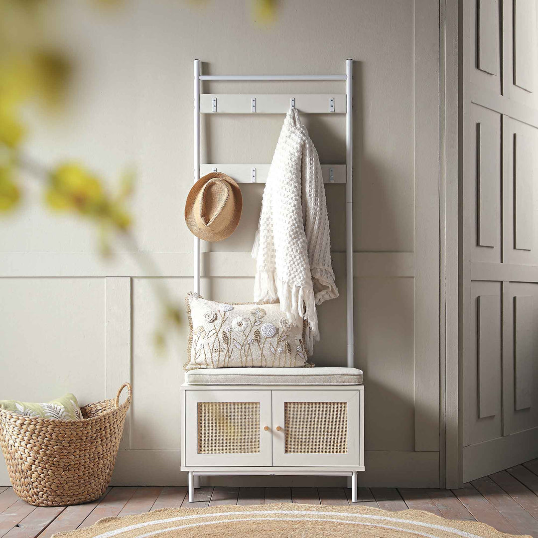 Frances Woven Hallway Unit with Cushion, White | daals