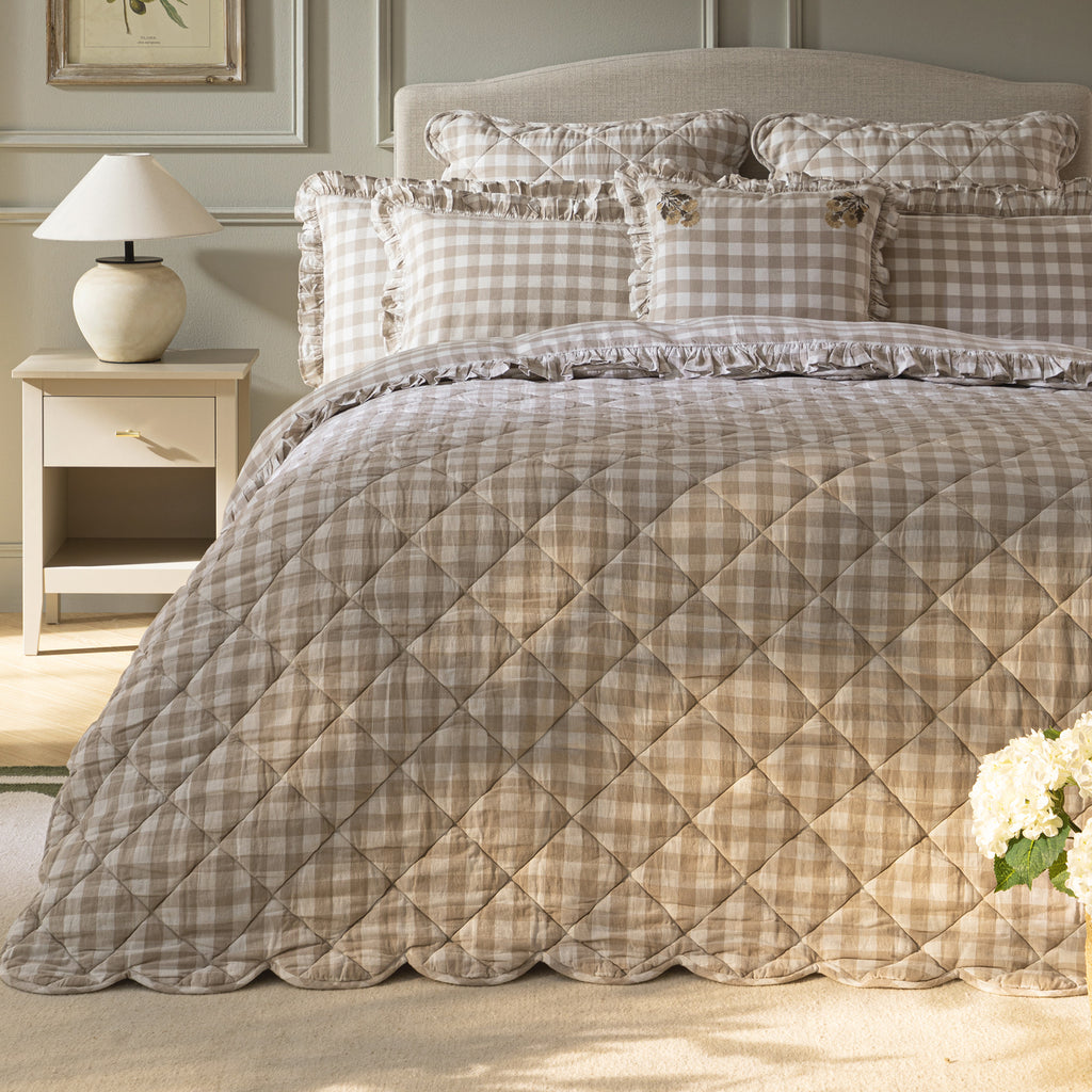Matilda Beige Gingham Scallop Quilted Linen Blend Bedspread | daals