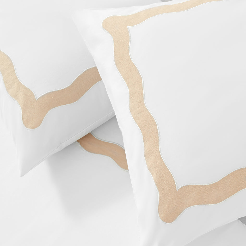 Lucinda Peach Melba Wave 300 Thread Count Cotton Percale Duvet Set | daals