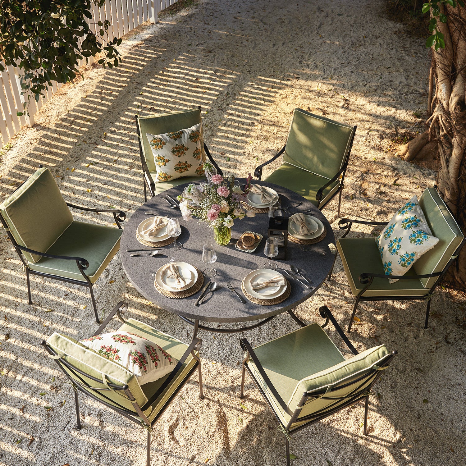 Haymes Indoor and Outdoor Metal 6-Seater Round Dining Set, Reseda Gree ...