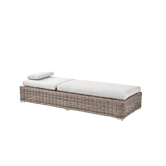Bellagio Round Wicker Sun Lounger with Headrest, Natural | daals