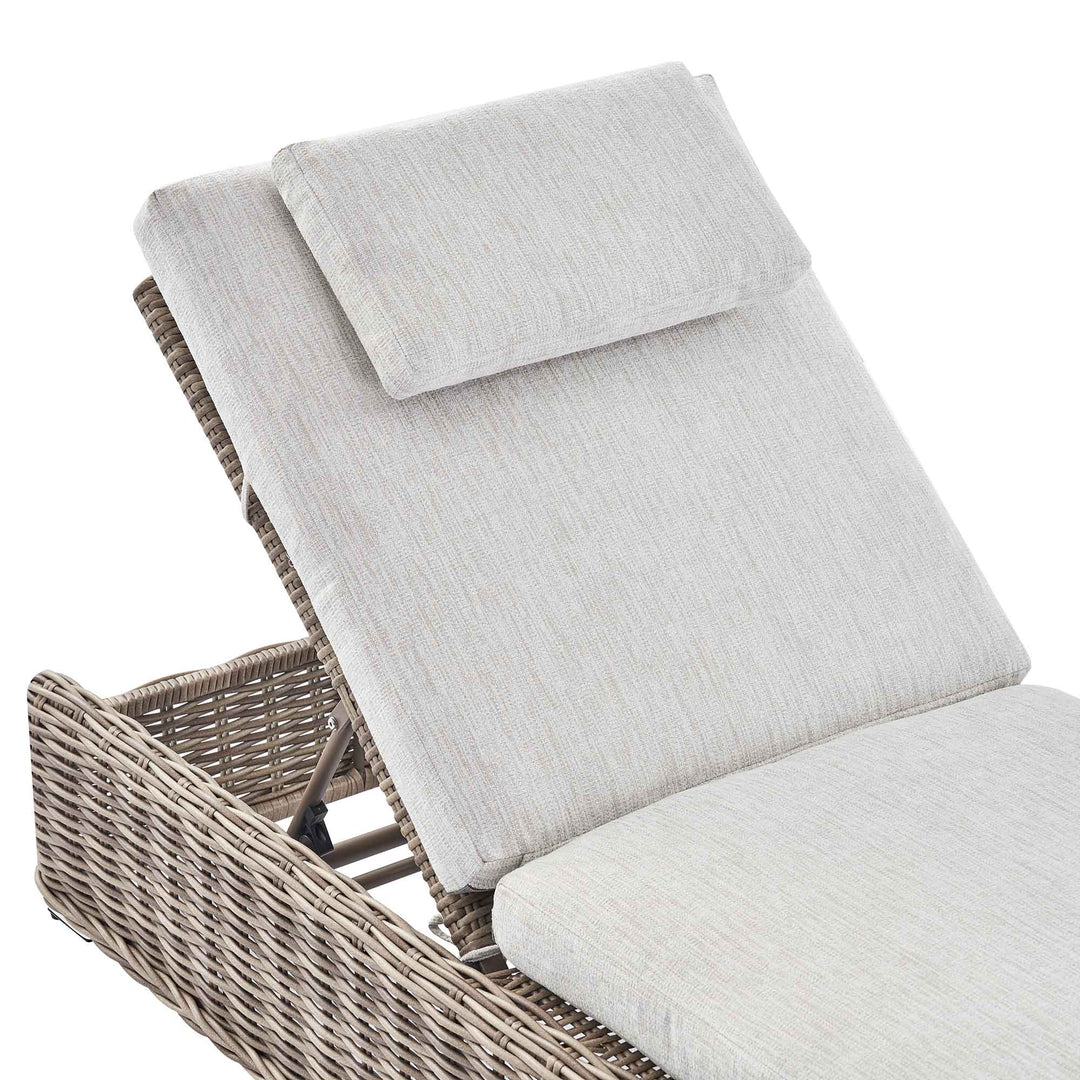 Bellagio Round Wicker Sun Lounger with Headrest, Natural | daals