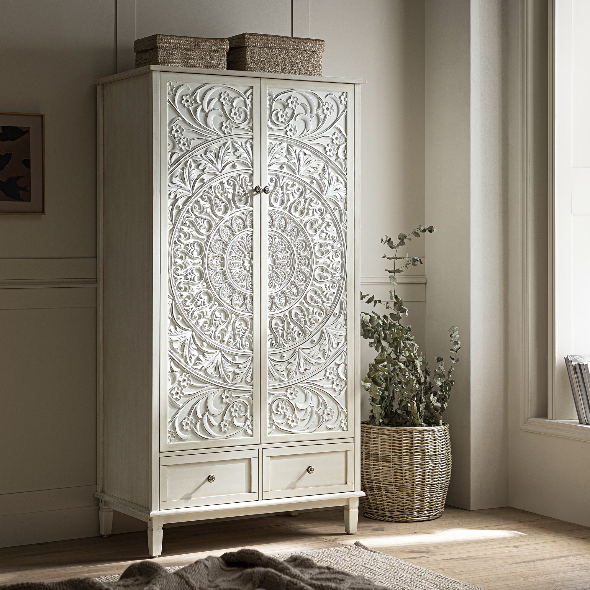 Chantilly Whitewashed Carved Double Wardrobe | daals